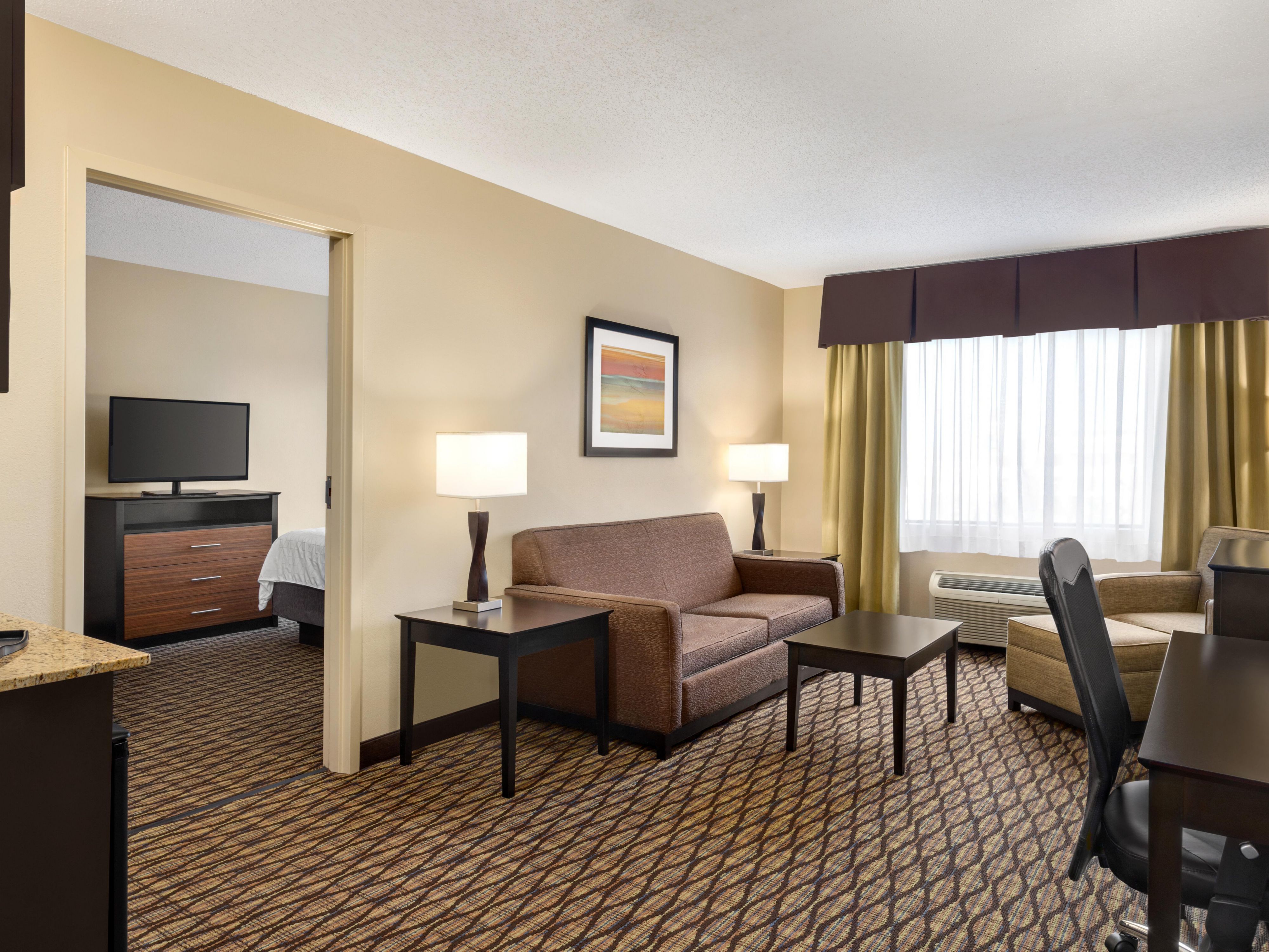 Holiday Inn Express & Suites Edmond Guest Room & Suite Options