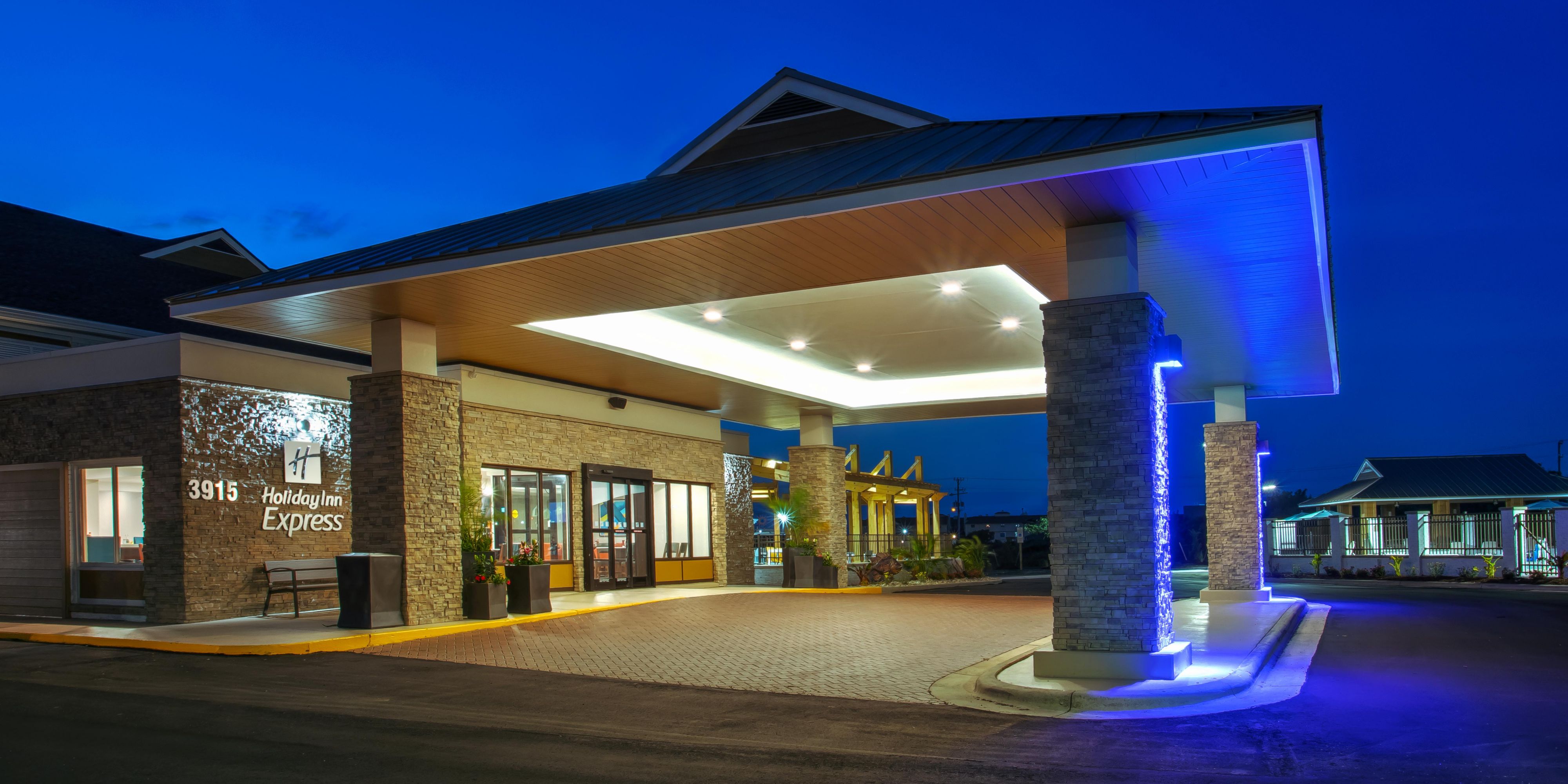 Hotel in Kitty Hawk | Holiday Inn Express Kitty Hawk – Outer Banks