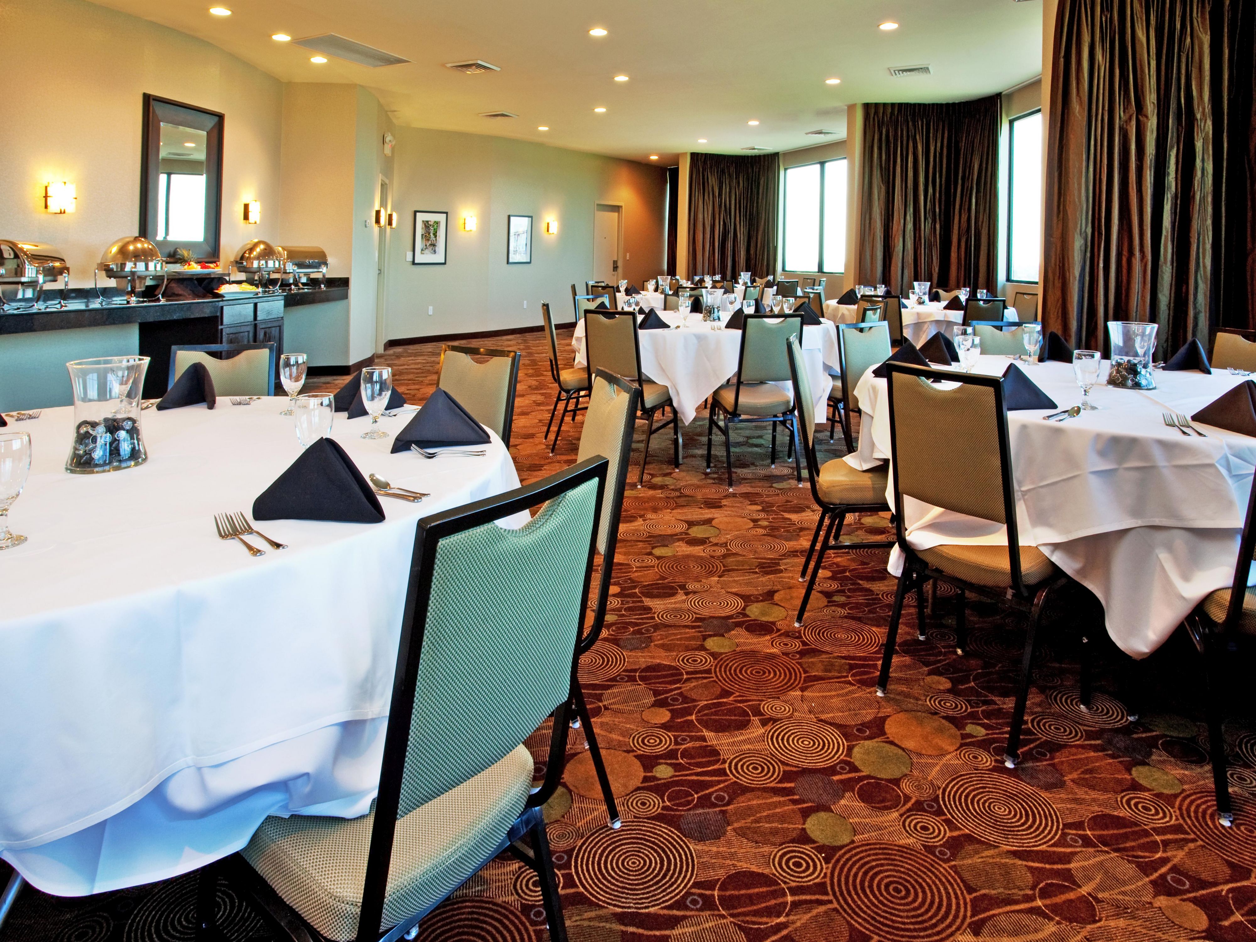 New Orleans Hotel in Gretna, LA | Holiday Inn New Orleans West Bank Tower