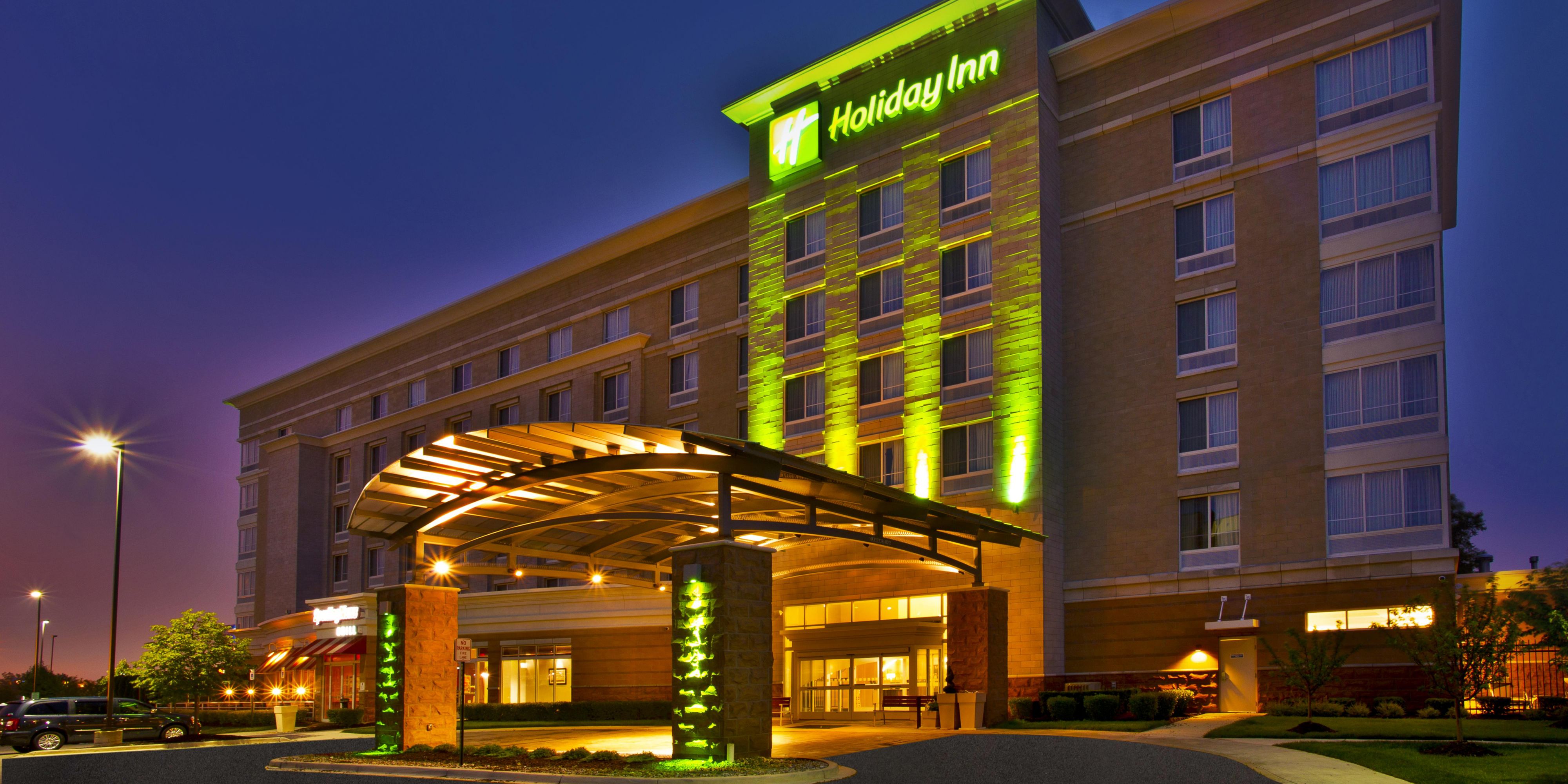 Family Friendly Detroit Airport Hotels in Romulus, MI | Holiday Inn ...