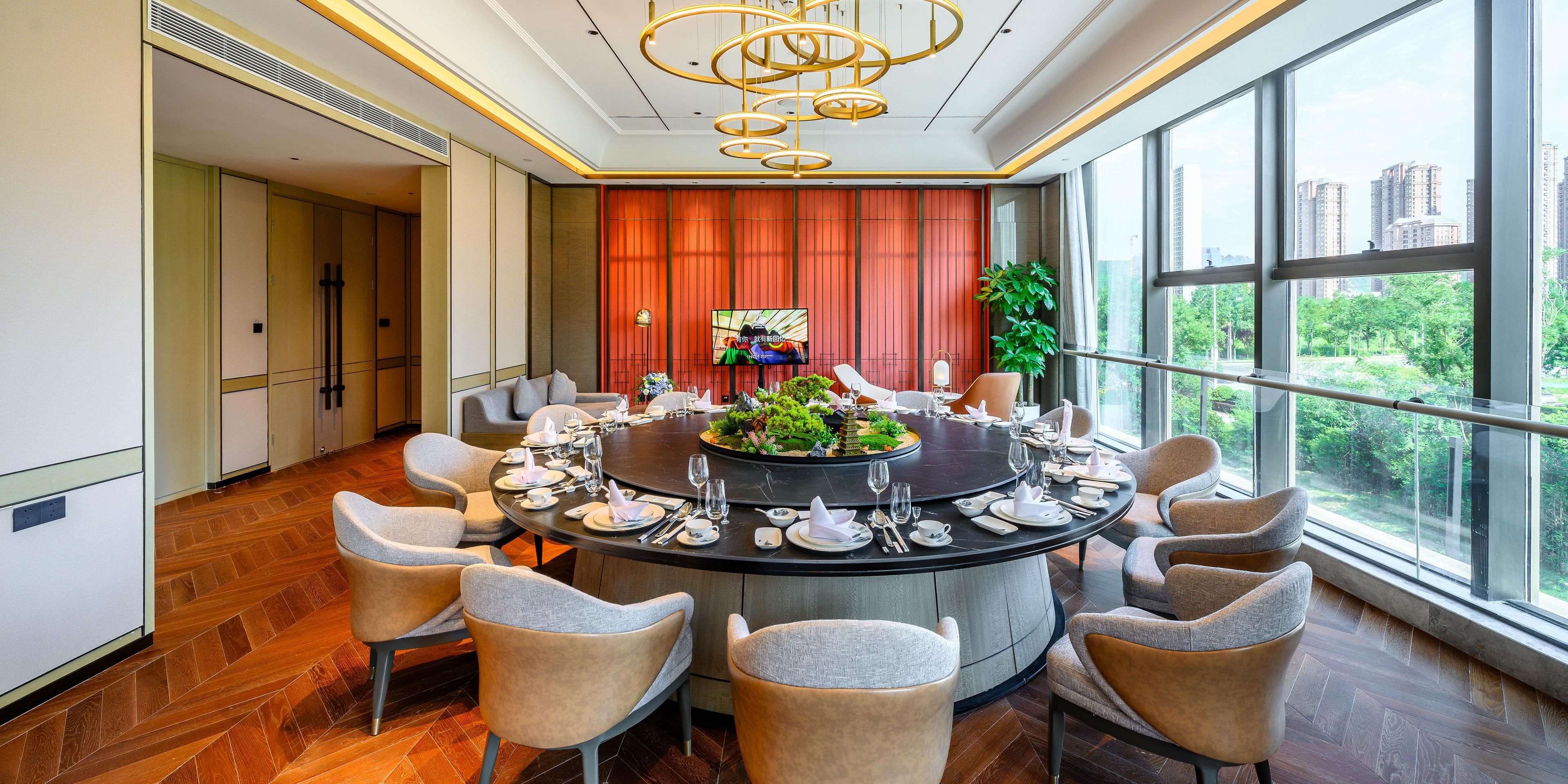 Restaurants Near Holiday Inn Xi'an East