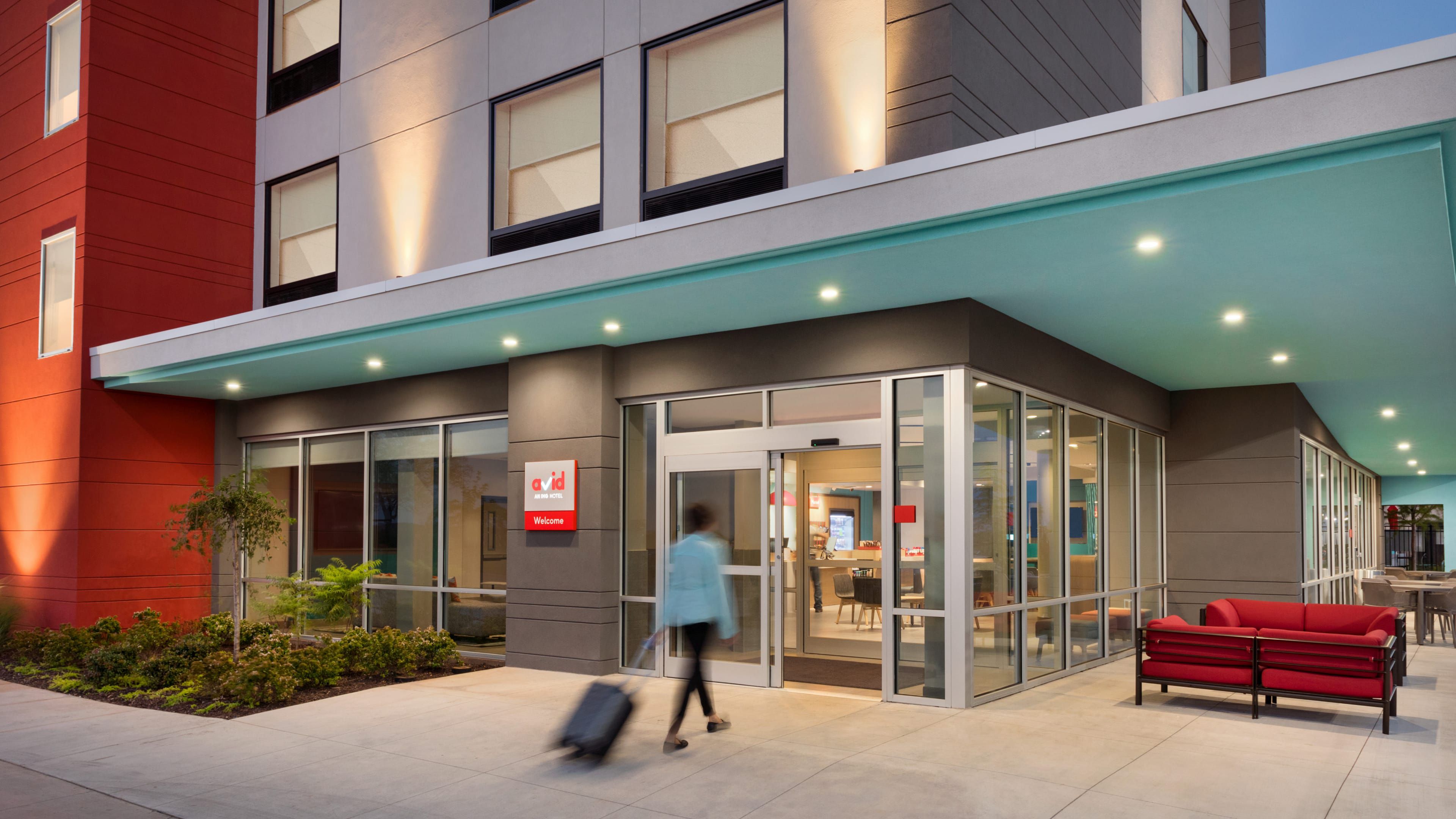 Find and Book avid™ hotels Worldwide